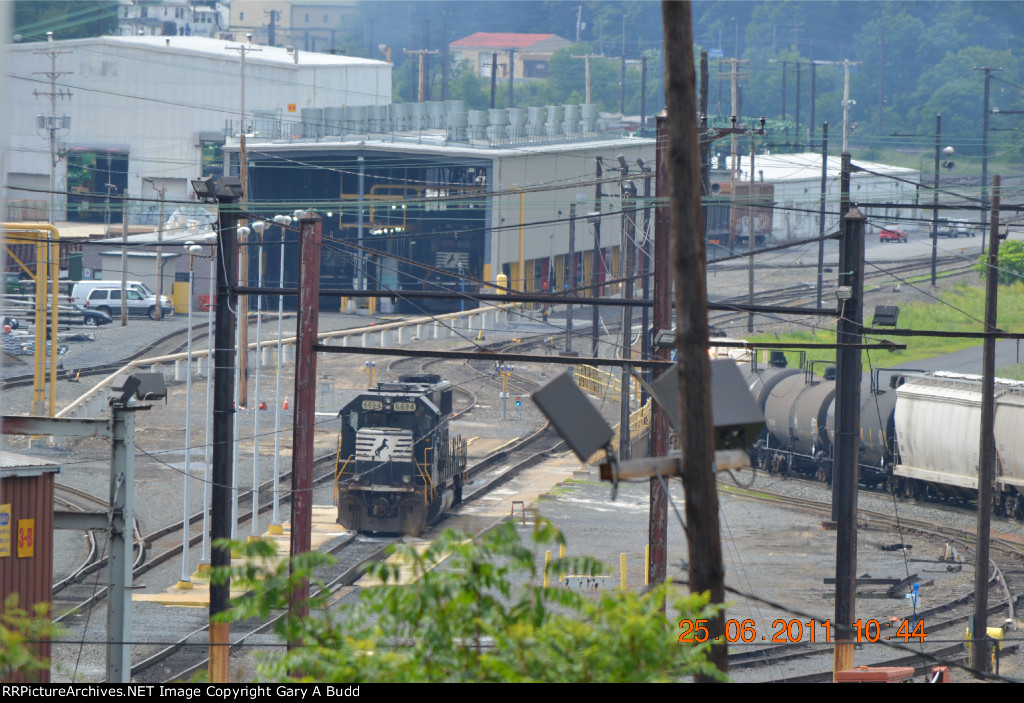 NORFOLK SOUTHERN ENOLA SHOT 2